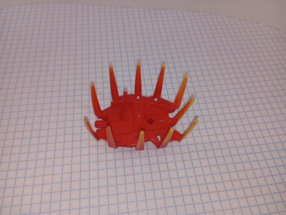 1 Lego 87825pb01 Armor Spiked Red w/ Marbled Yellow Pattern Hero ...
