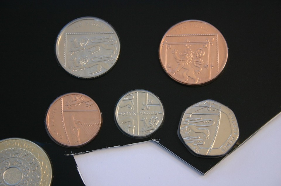 2009 1p,2p,5p,10p,20p Definitive Shield Coins Brilliant Uncirculated ...
