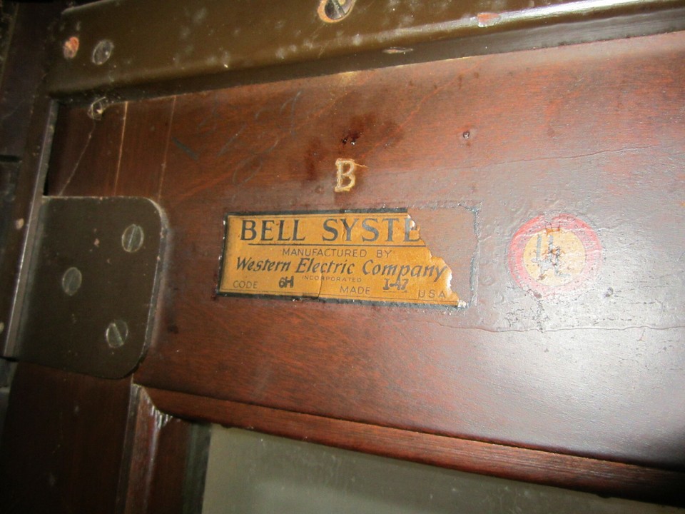 BELL SYSTEMS PHONE BOOTH 1947 *RARE* | eBay