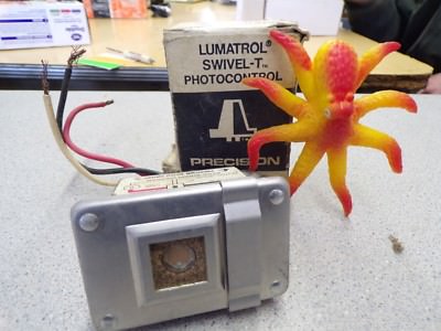 Precision Lumatrol Swivel-T Photo Controls ST-15 *FREE SHIPPING* | eBay