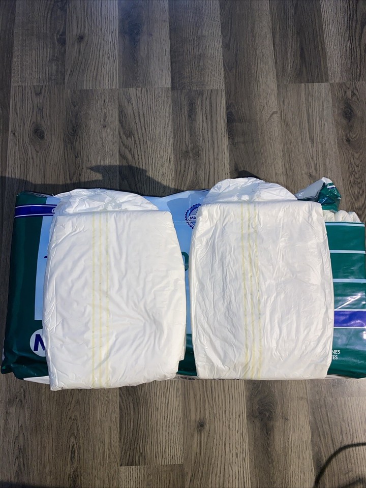 14 Pieces Sample Vintage Attends Adult Diapers Medium Classic Style 10 ...