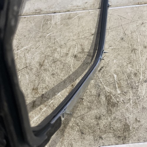 1995 - 2000 LEXUS LS400 RIGHT REAR DOOR WINDOW CHROME TRIM | eBay