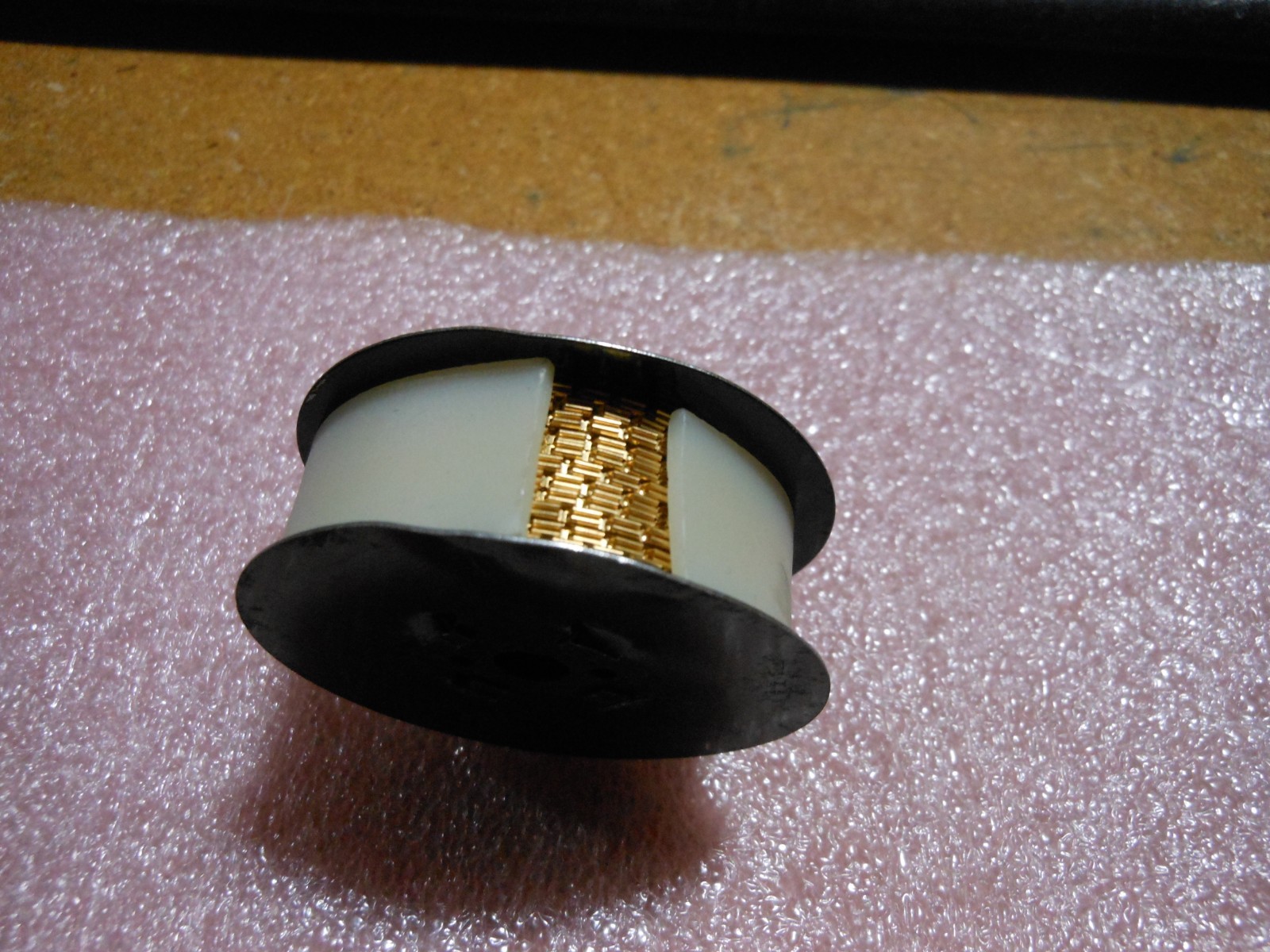 AMP+TERMI-POINT+CLIP+ELECTRICAL+%282500+PC+ROLL%29+%23+67042-2+NSN+5999 ...