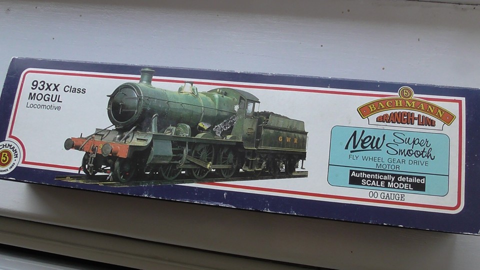 Bachmann OO Gauge - BR Black 93XX Mogul 9308 Steam Locomotive DCC ZIMO ...