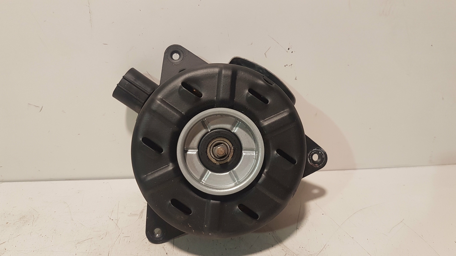 2016 TOYOTA RAV4 XA40 IV 2.0D COLLING fan motor 1636336110 OEM | eBay UK