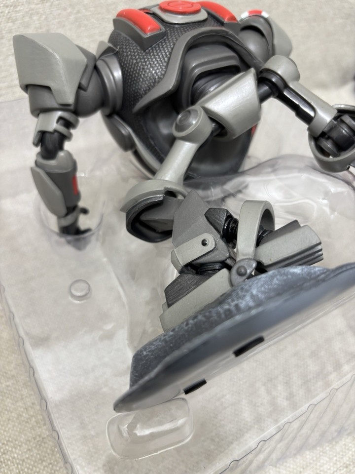 jazwares Toy Plants vs Zombies GW2 Grass Effect 27 Mech Ltd Edition ...