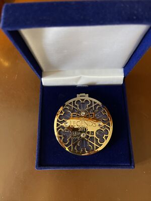 DISNEY D23 EXPO 2017 Disney Legends 30th Anniversary Pin LE 3000 | eBay