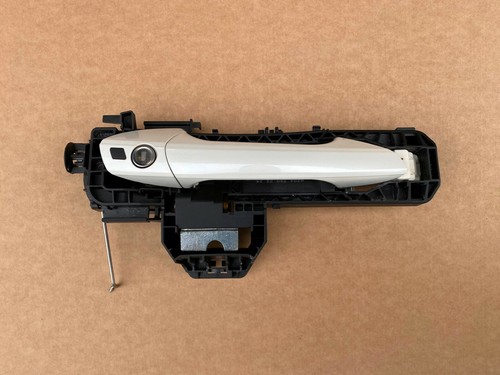 Mercedes Benz C63 AMG W204 Exterior Door Handle Front RHS Driver | eBay ...