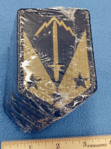 BUNDLE OF 20 - U.S. ARMY 3rd MANEUVER ENHANCEMENT - HOOK BACK PATCHES ...