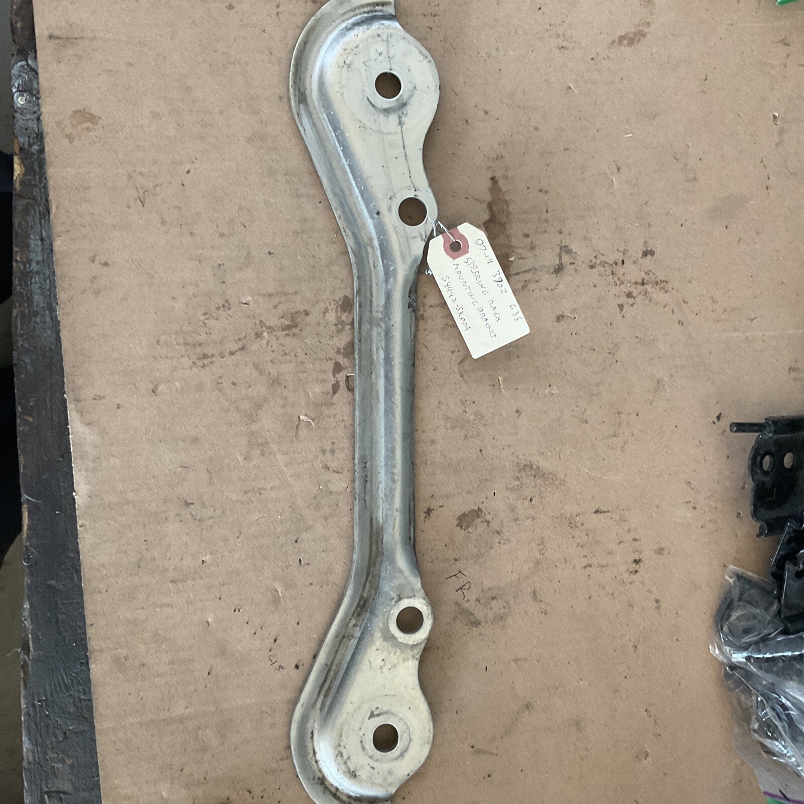 07-19 Nissan 370Z Infiniti G35 Steering Rack Mounting Bracket 54442 ...