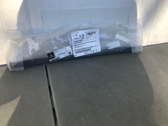 MERCEDES Mercedes-Benz OEM Gl550 Radiator Core Support-upper Seal ...