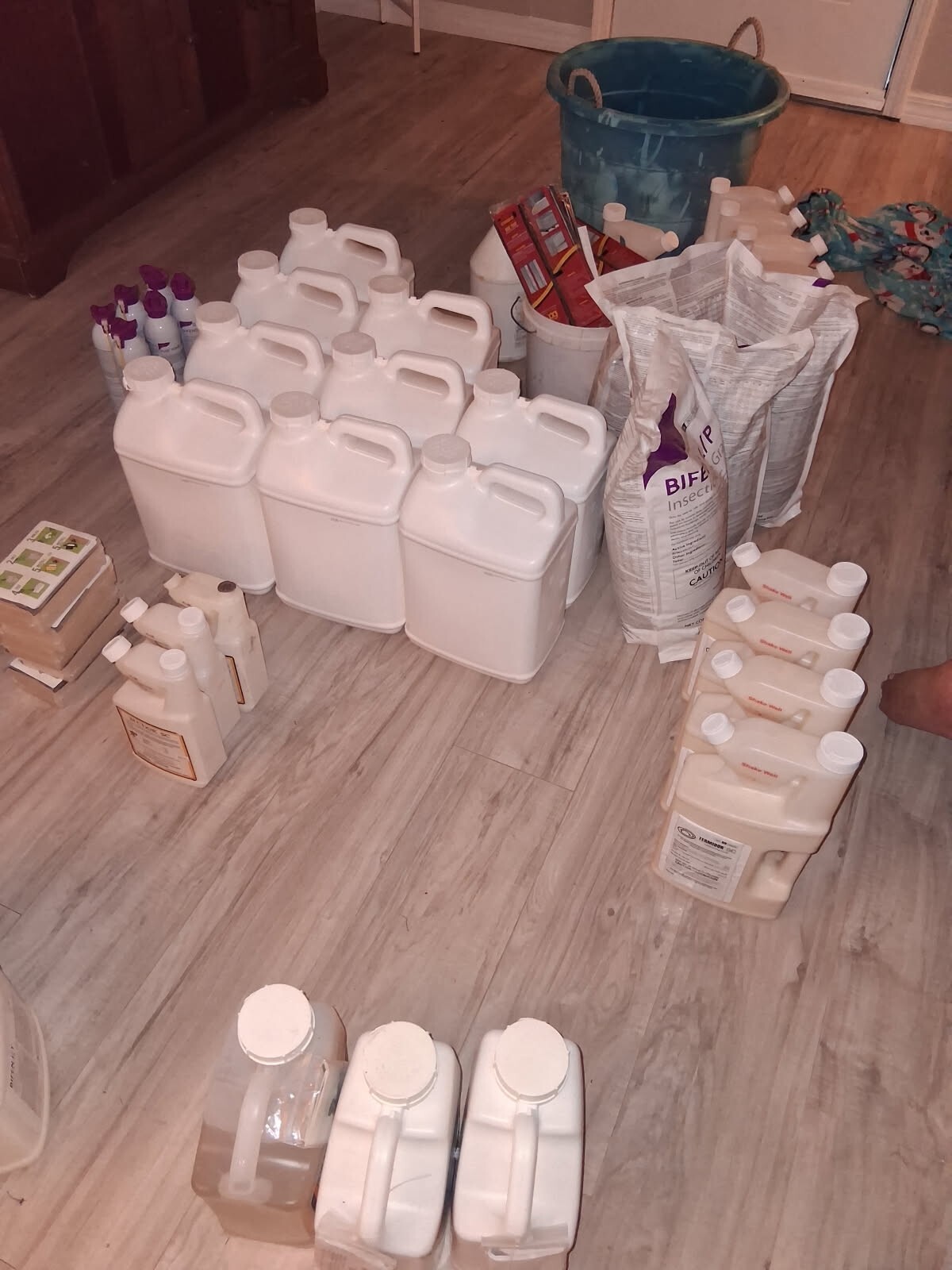 pest and termite chemicals bifen it liquid & granules, Taurus SC ...