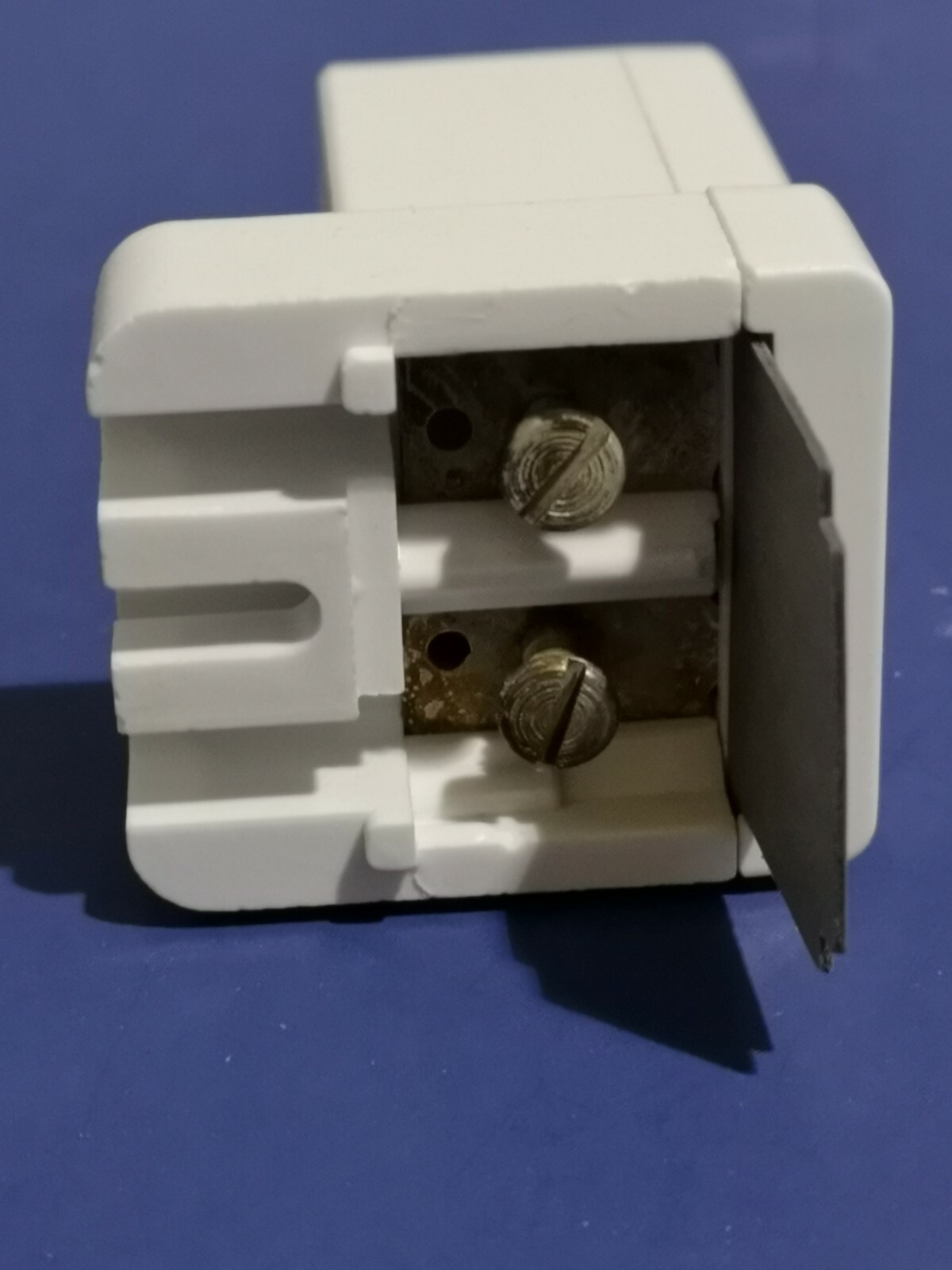 Leviton FLUORESCENT LAMP HOLDER Light Socket T8 T12 HO High Output End ...