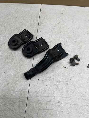 2005-2008 2009 Subaru Outback Radiator Upper Mount Bracket Hood Prop ...