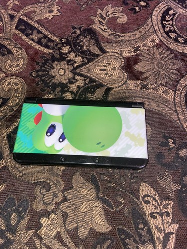 New Nintendo 3ds Black With Yoshi Plates 128 GB REGION FREE (Read Desc ...
