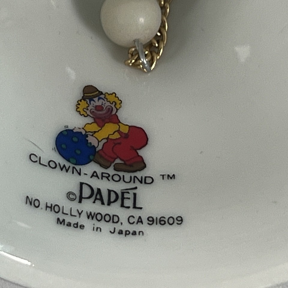 Vintage Papel Clown-Around White Porcellana Decorati Bell Finiture IN ...