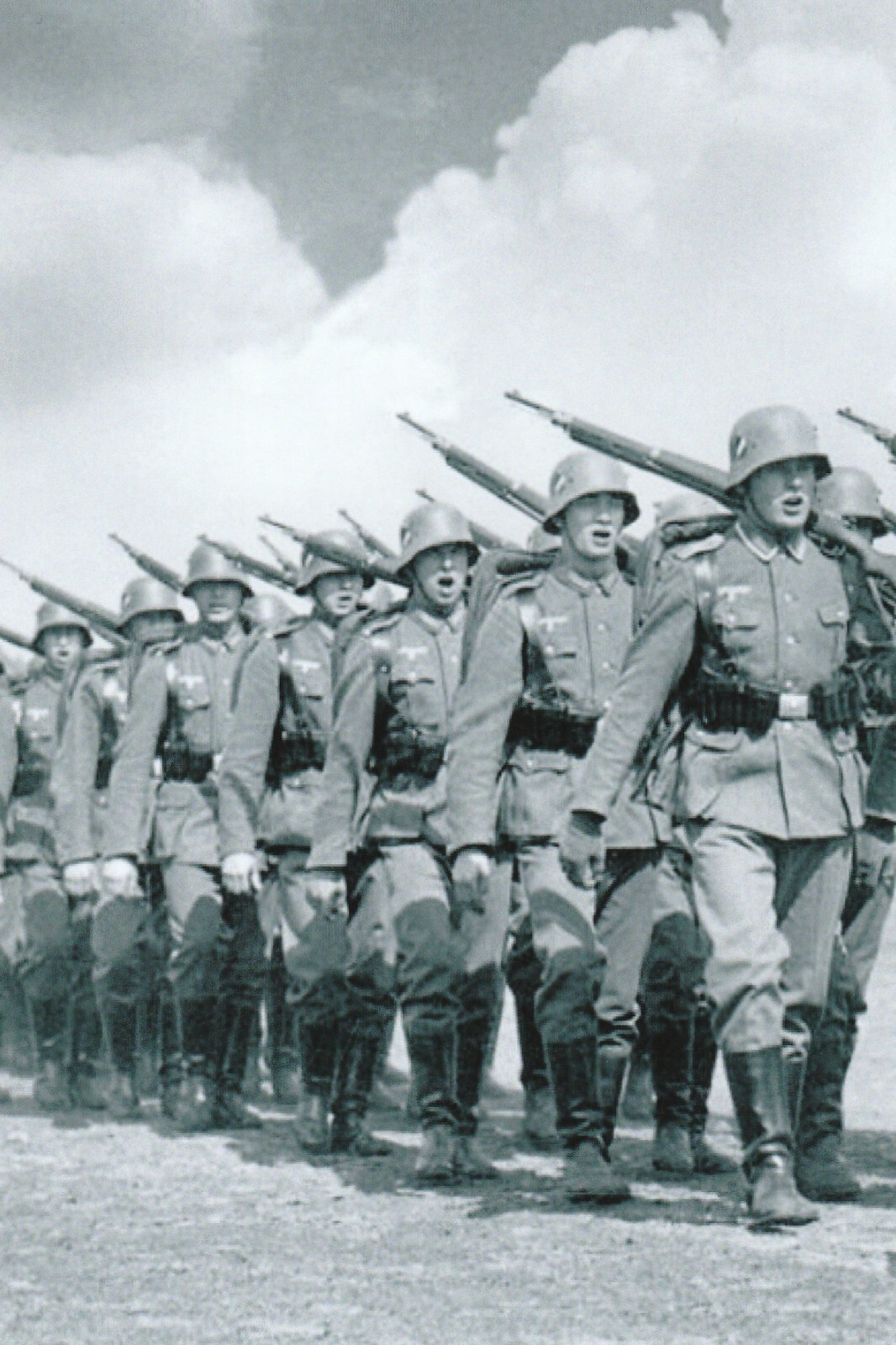 WW II German Photo ---- German Soldiers Marching | eBay