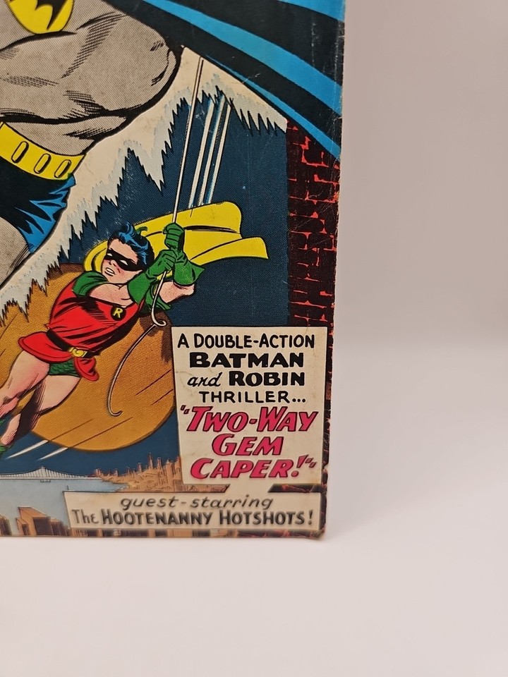 Batman 164 (DC Comics, 1964) Bob Kane, 1st New Look Yellow Oval Chest ...