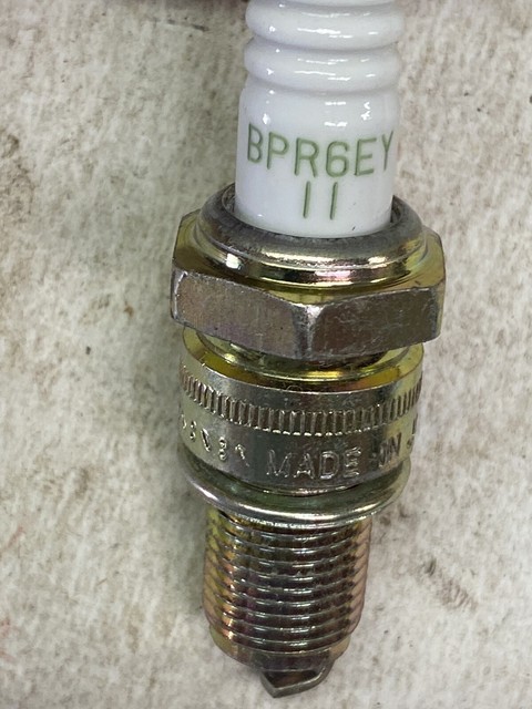 Spark Plug-Natural NGK BPR6EY-11 for sale online | eBay