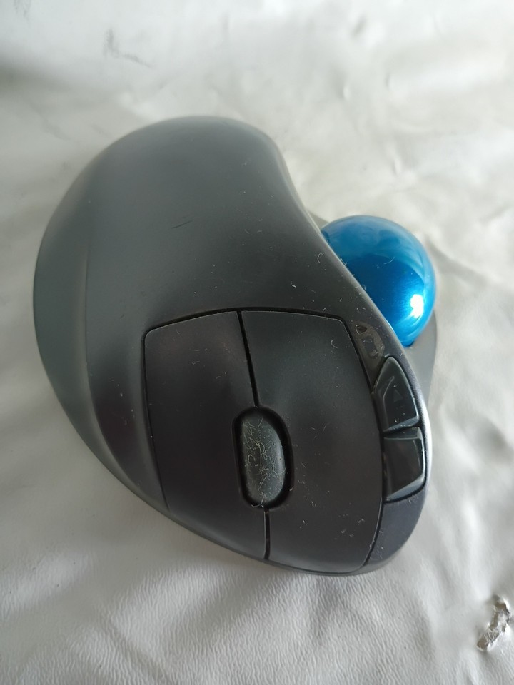 Logitech M570 Wireless Trackball Mouse w/ USB Receiver | eBay