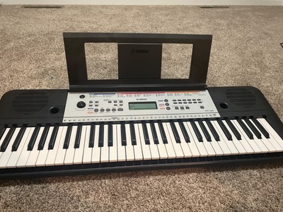 New Yamaha YPT-260 61 Key Portable Keyboard with Power Adapter plus ...