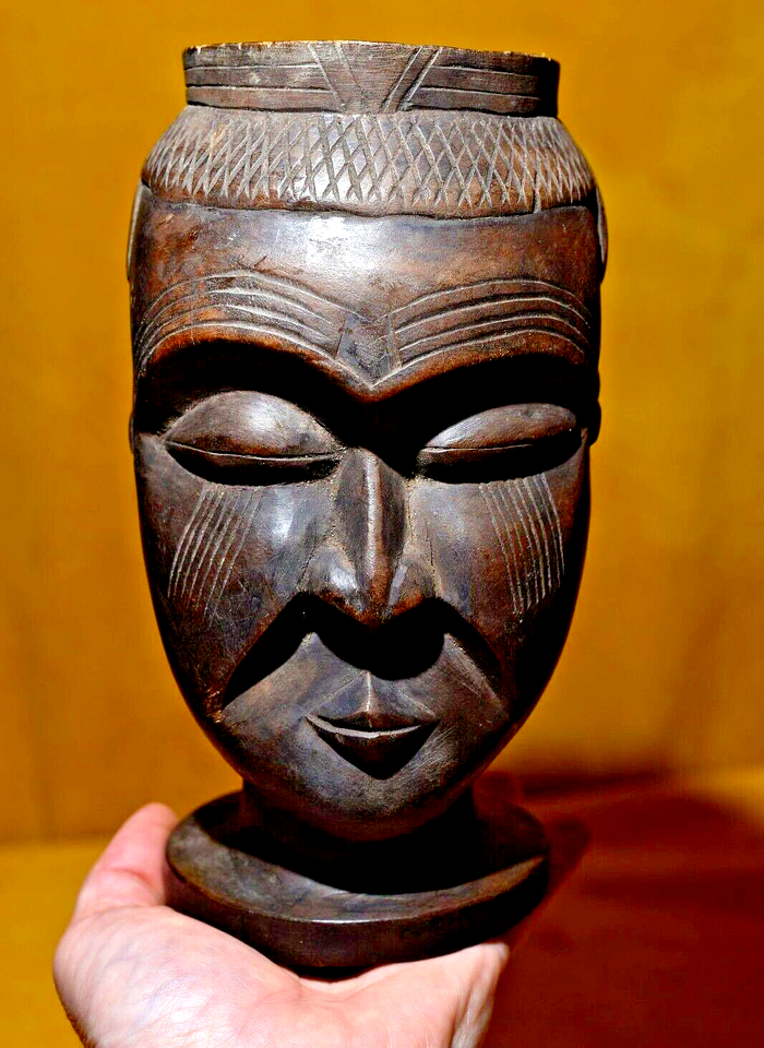 Antique Kuba Tribe Hand Carved Mbwoongntey Wooden Palm Wine Cup Congo ...