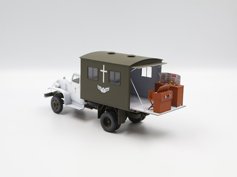 ICM 35586 - WWII British Army Mobile Chapel - 1:35 Scale Model Kit | eBay