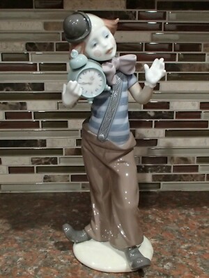 Lladro 5056 "Clown with Alarm Clock" clown listening to alarm clock ...