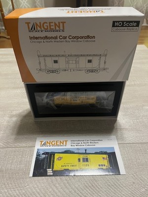Tangent C&NW Bay Window Caboose Yellow Repaint w/ Interior Lights for ...