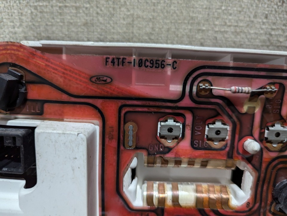 92-97 OBS Ford F250 F350 instrument cluster speedometer diesel auto 7.3 ...