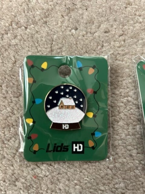 Lids Hat Drop Snow Globe Pin for the Holidays - 1" diameter - UNOPENED ...