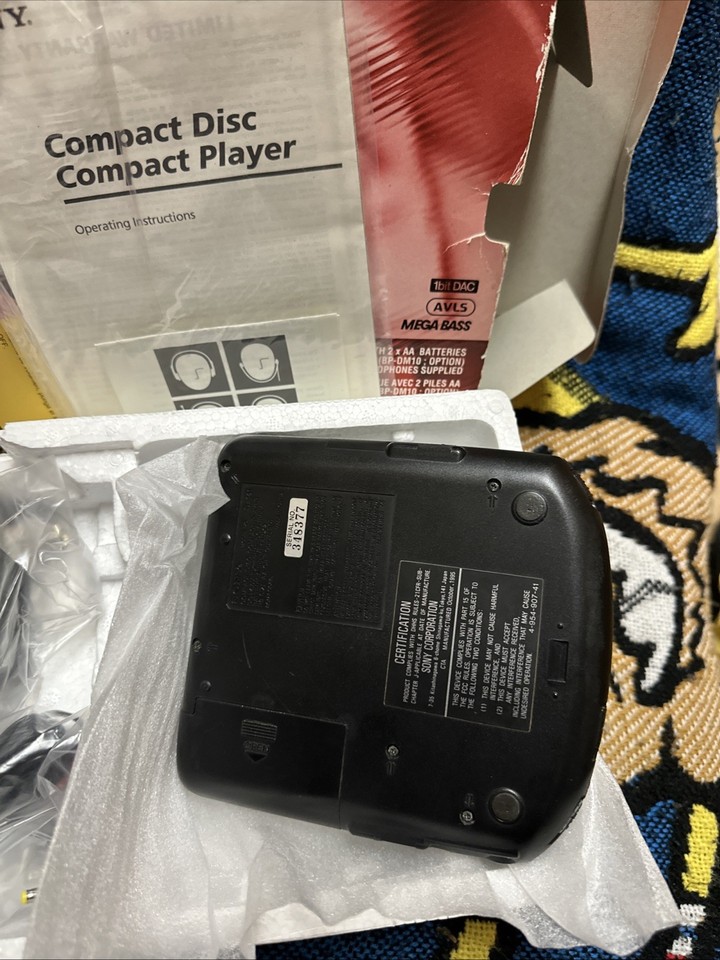 Vintage Sony Discman w/ Mega Bass D-141 w/ Power Adaptor, Original Box ...