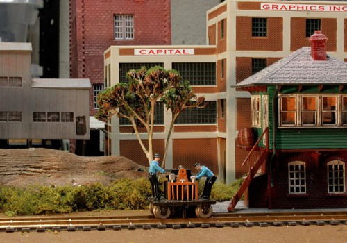 HO SCALE BACHMANN 46202 'GANDY DANCER' ELECTRICALLY POWERED HAND CART ...