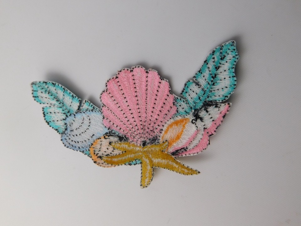 SEA SHELL CONCH STAR FISH PATCH BADGE IRON ON UNUSED COLORFUL OCEAN ...