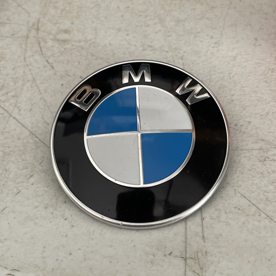 BMW Emblem Replacement 51-14-8-132-375 Logo BMW Roundel Decal Used ...