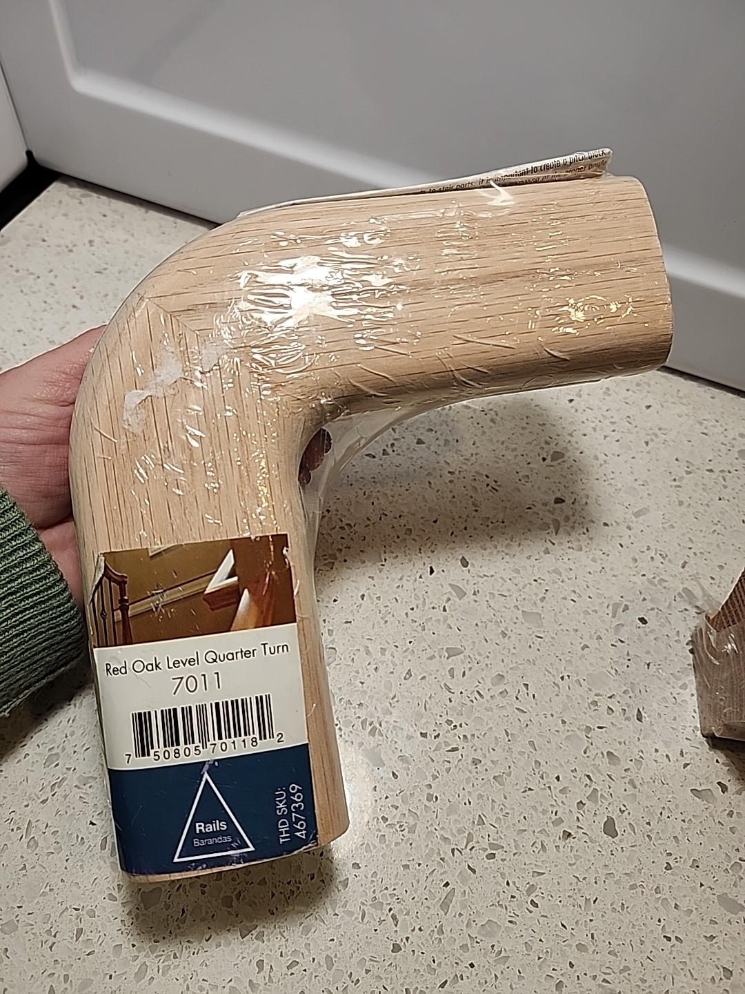 Red Oak Level Quarter Turn Solid Handrail 7011 6-1/2 in. x 2-5/8 in ...