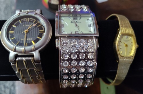 Large Watch Lot Vintage To New Madison, Sergio Valente, Black Hills ...