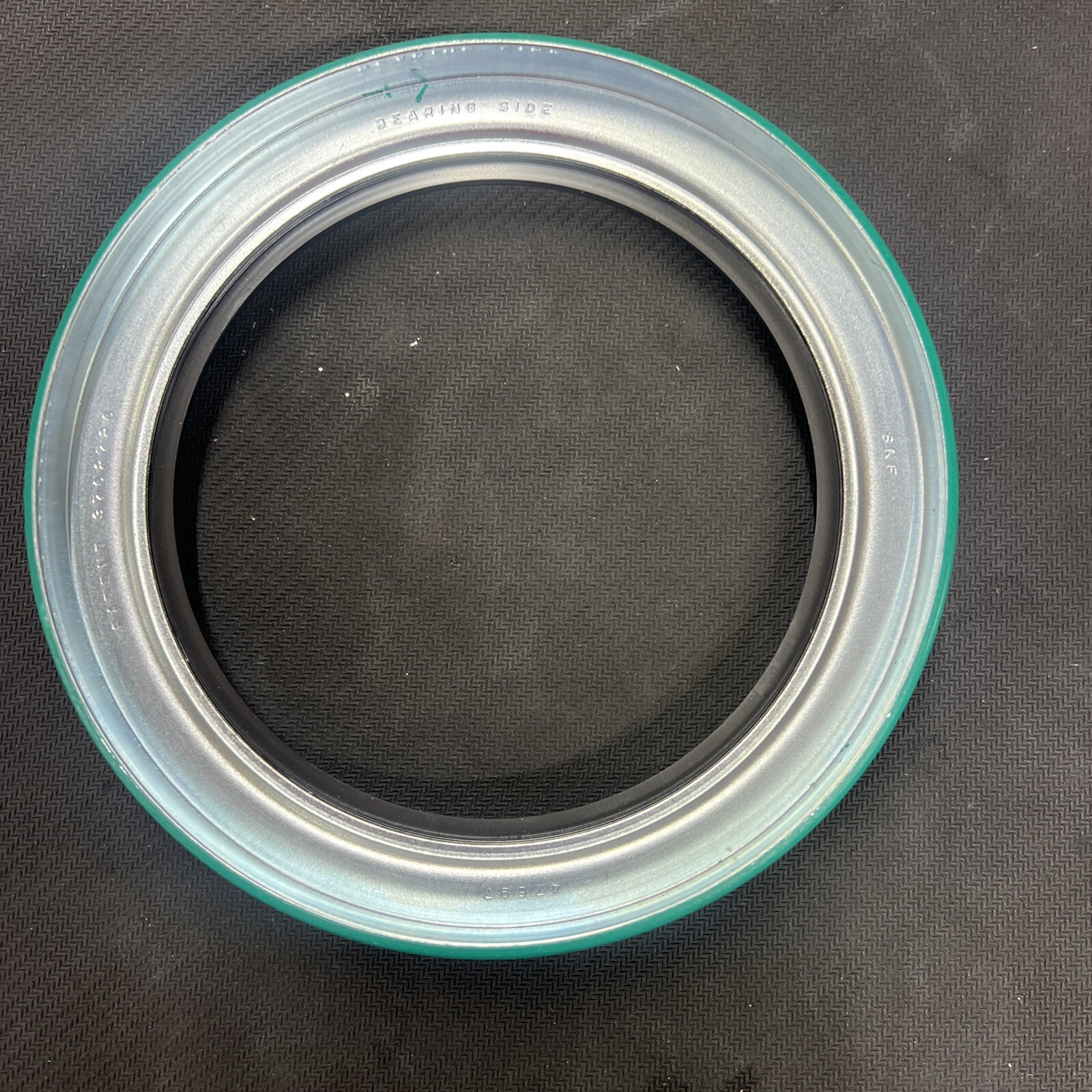 Navistar international 775698C91 Seal Wheel Bearing Oil Rear | eBay