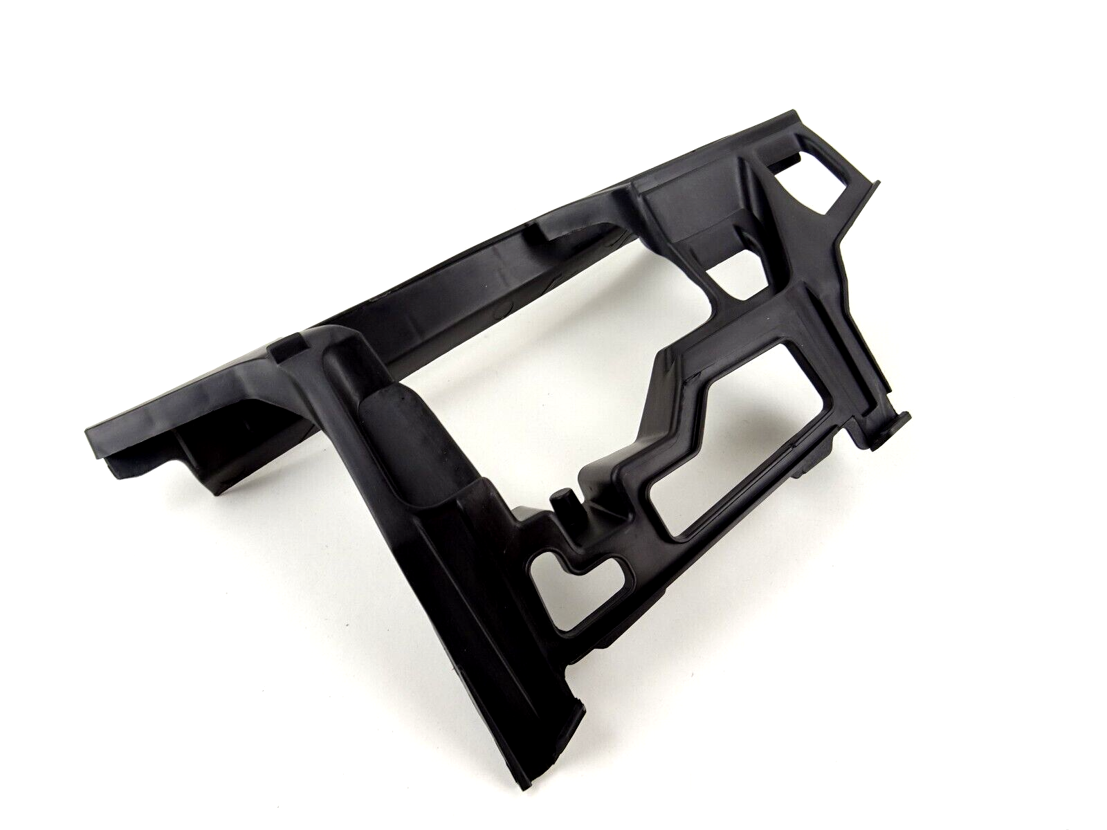 VW Golf MK6 2009- 2013 Right Front Bumper Bracket Outer 5K0807724B ...