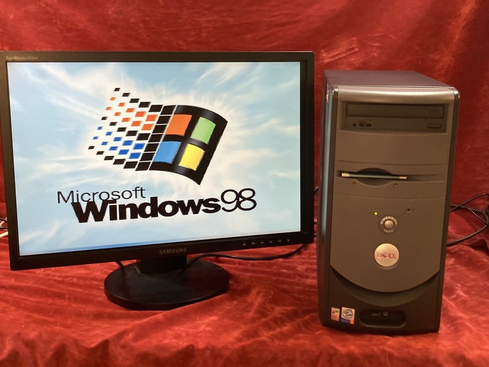 VINTAGE Dell Desktop PC Pentium 4 Windows 98se XP Dual Boot Retro ...