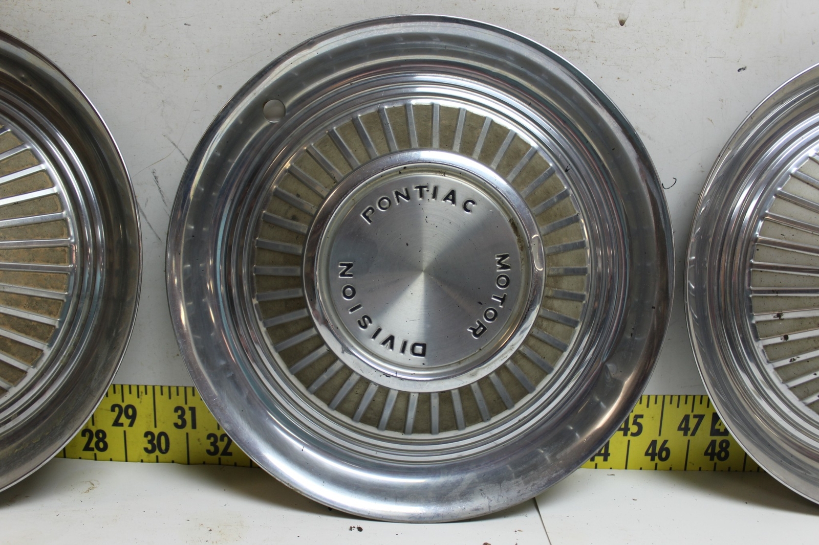 OEM GM 14" PMD Hub Caps Wheel Covers 1956-59 Pontiac Bonneville Star ...