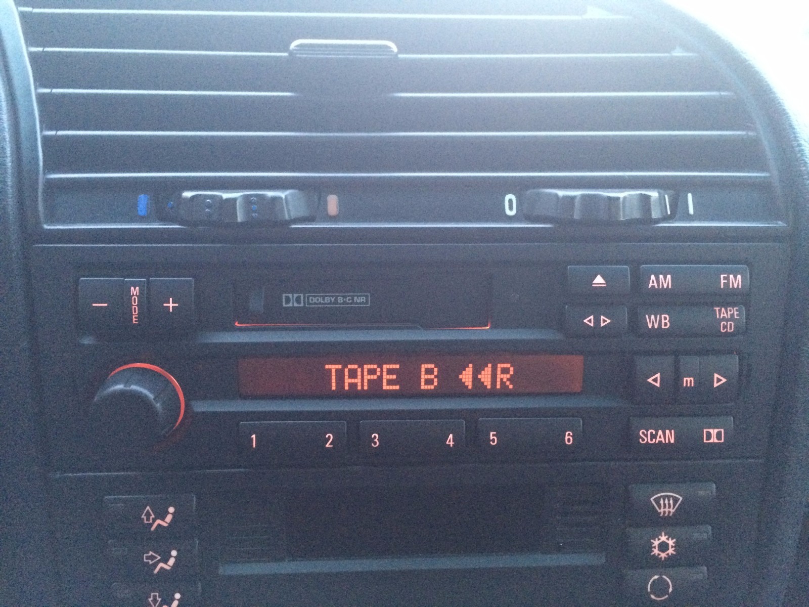 BMW C33 BUSINESS RADIO STEREO E36 323 328 E30 E31 E32 E34 540 840 M3 Z3 ...