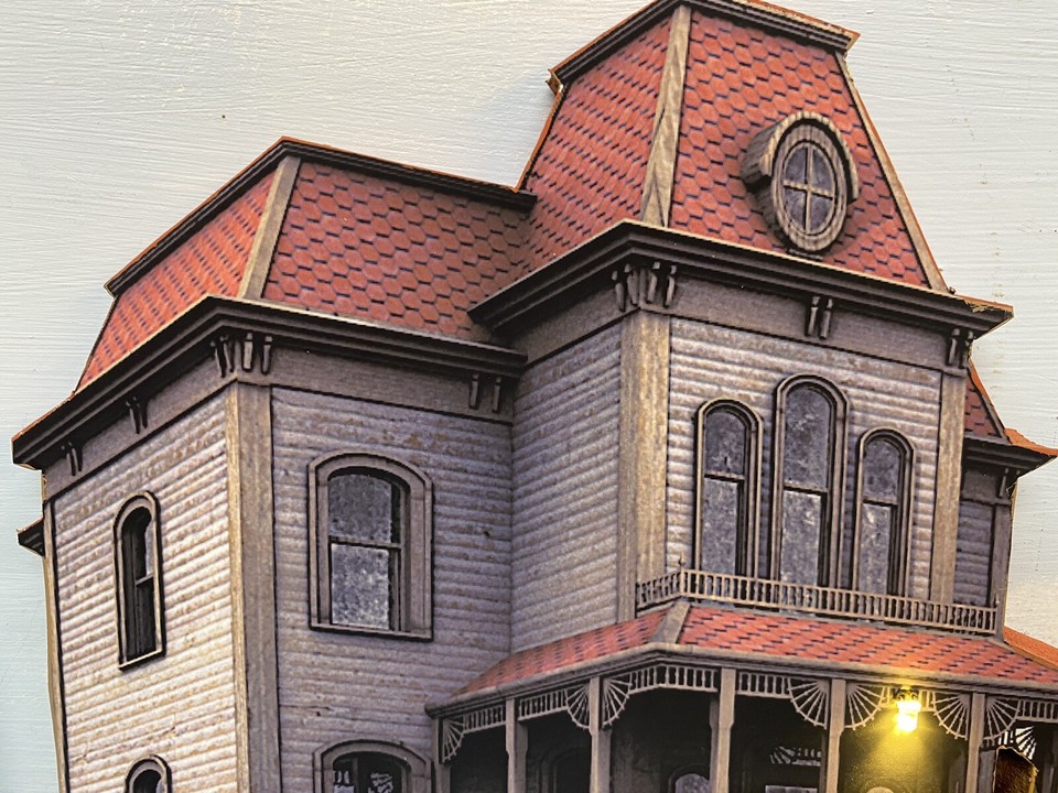 HO Scale “PSYCHO HOUSE ” HALLOWEEN BUILDING FLAT W/LED - BATES MOTEL ...