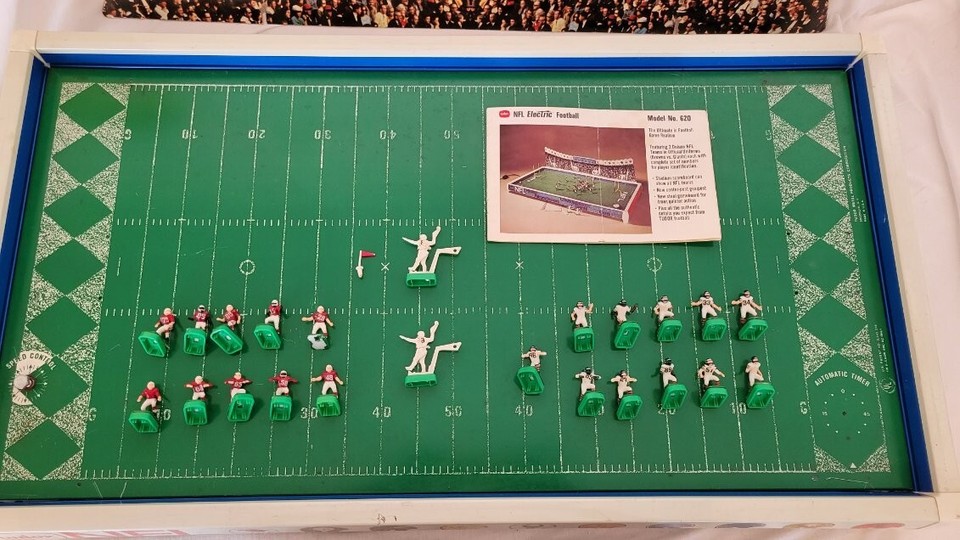 VINTAGE 1960s TESTED Tudor NFL Action Electric Football Game A Few ...
