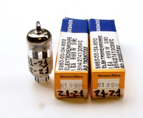 1 Matched pair 5% Siemens 6189W E82CC tube rörhen AVO CT 160 ECC82 ...