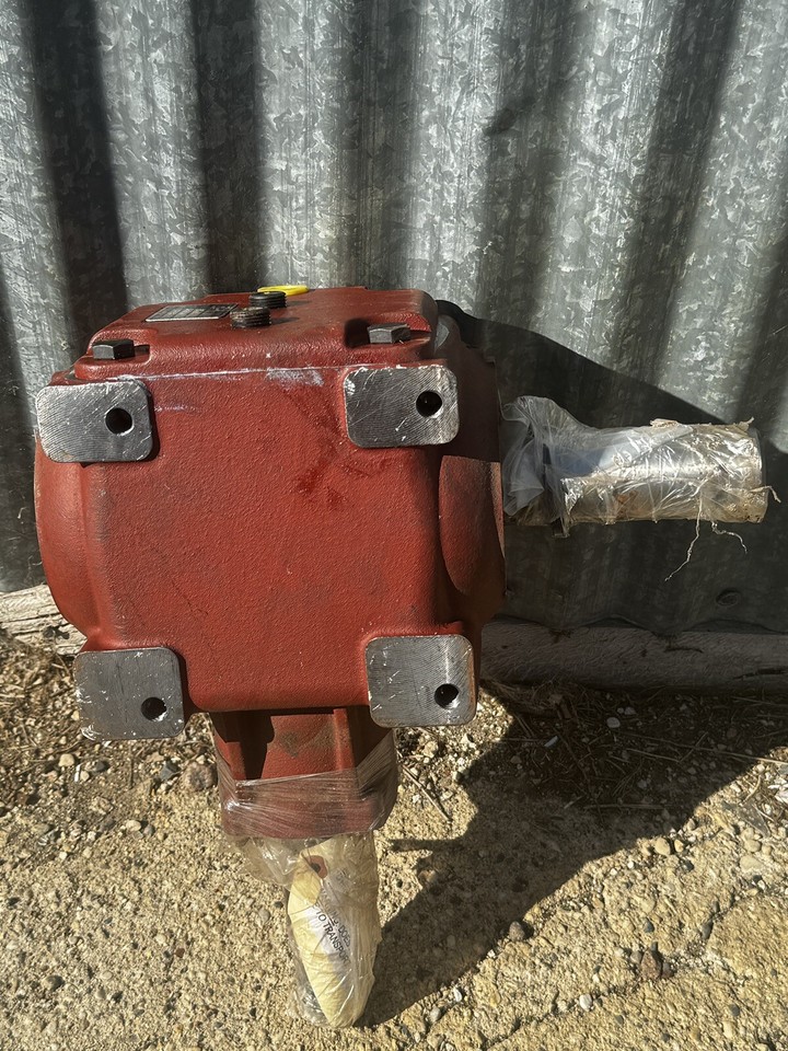 New Comer Gearbox T-27J Land Pride Mower & Others 9.267.801.20 NOS | eBay