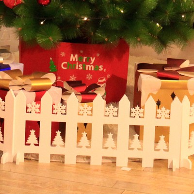 Christmas Tree Wood Picket Fence White Barrier Border Cute Home ...
