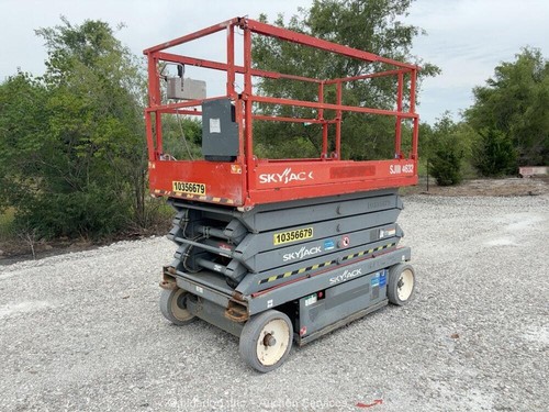 2015 Skyjack SJIII 4632 32' Electric Scissor Lift Man Aerial Platform ...