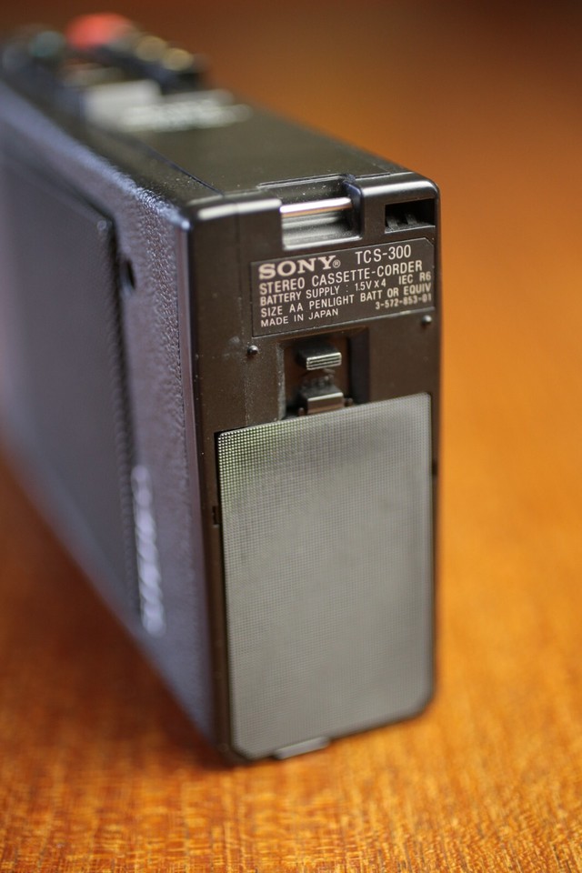 Sony TCS-300 - first portable sony stereo cassette recorder / walkman ...