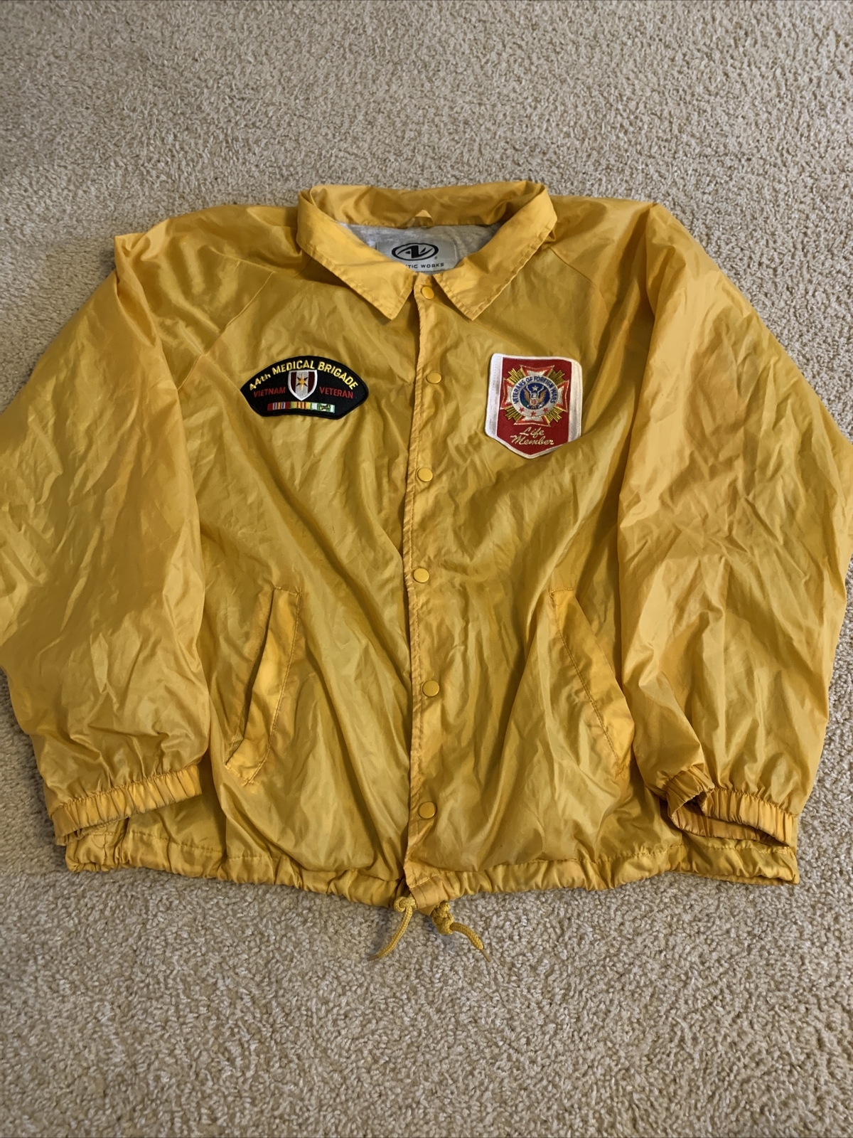 Mens XL Veterans Of Foreign Wars Jacket 44th Medical Brigade Patch ...